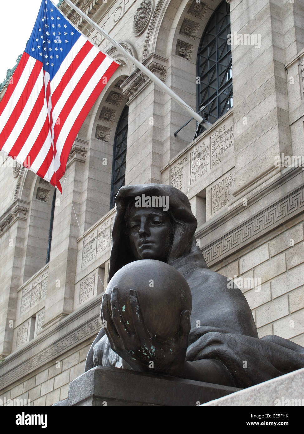 Boston public library statue hi-res stock photography and images - Alamy