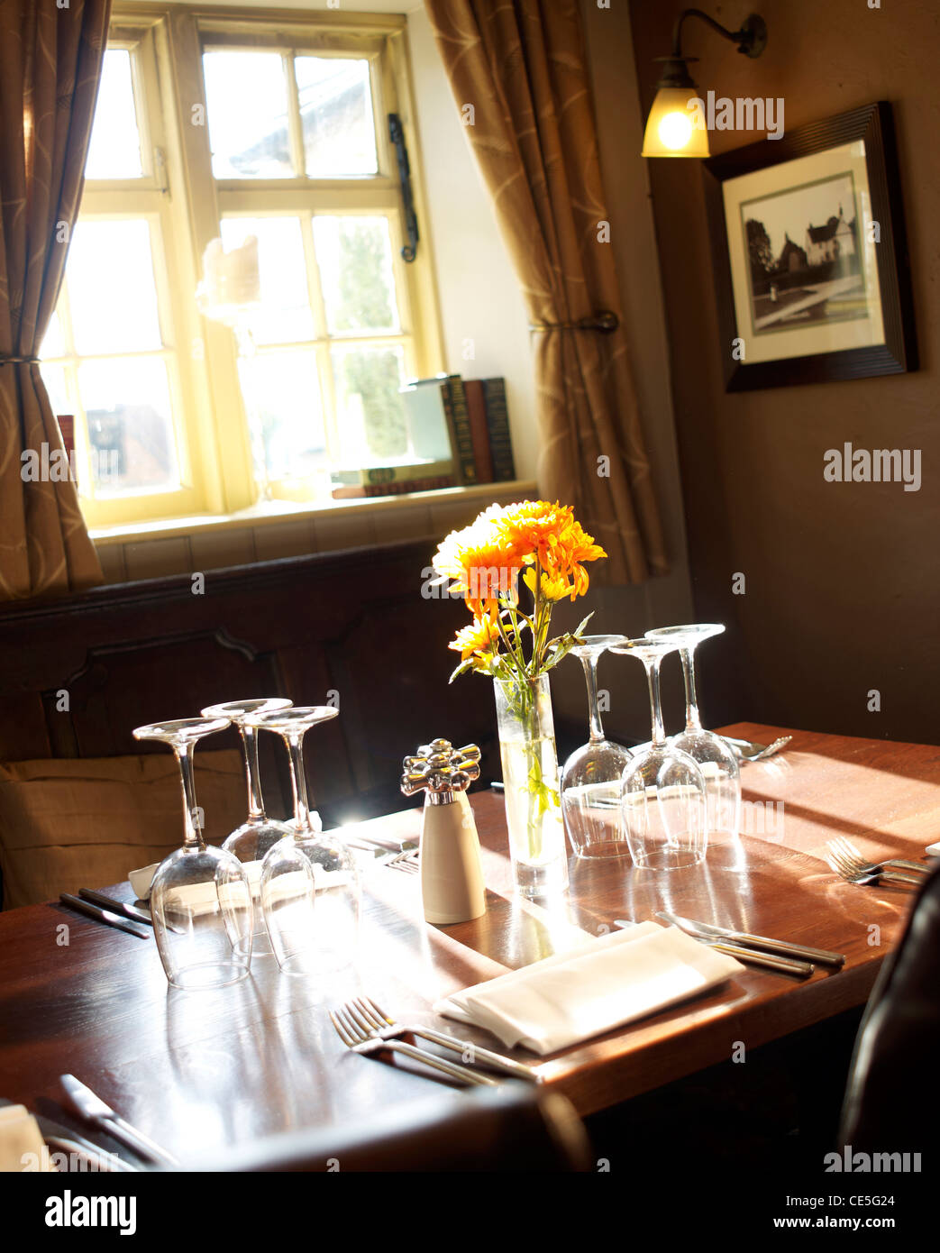 Interior of a British pub / restaurant Stock Photo - Alamy