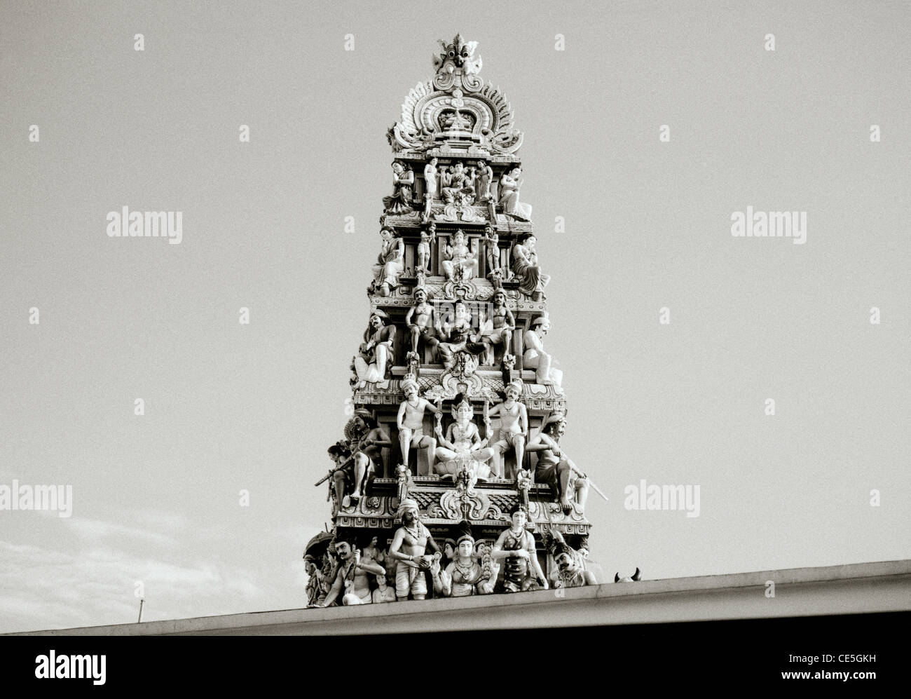 Sri mariamman temple singapore hi-res stock photography and images - Alamy