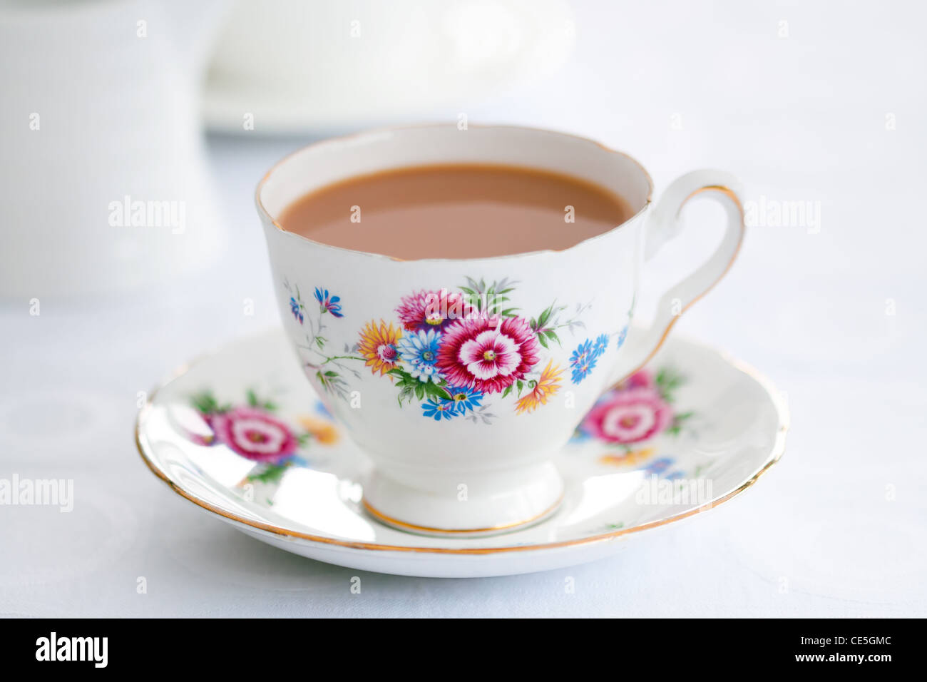 Vintage afternoon tea hi-res stock photography and images - Alamy