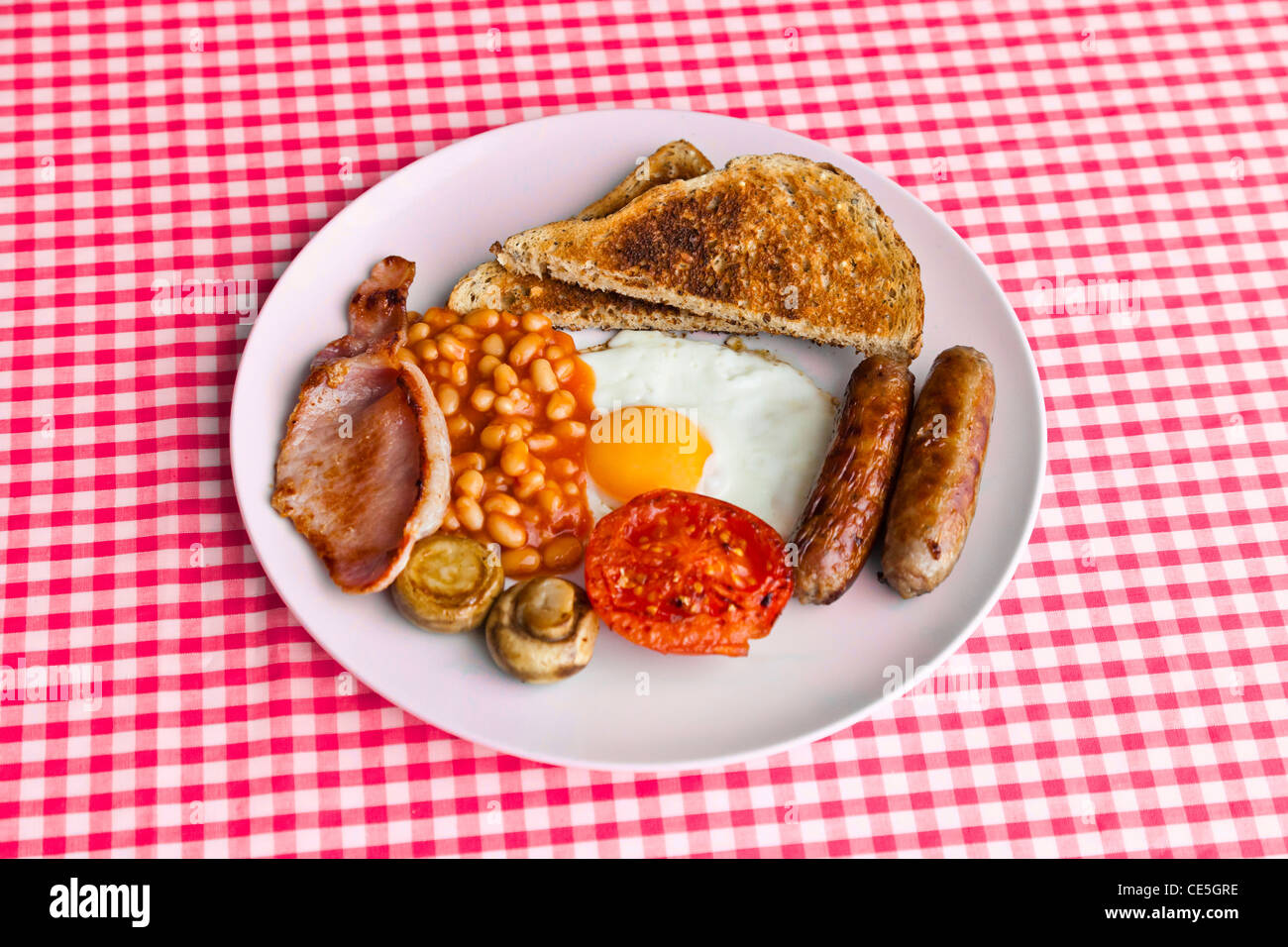 Bacon egg tomato mushroom hi-res stock photography and images - Alamy