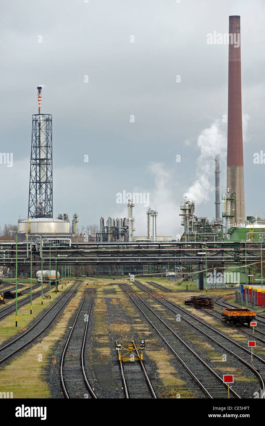 Oil refinery Germany Stock Photo - Alamy