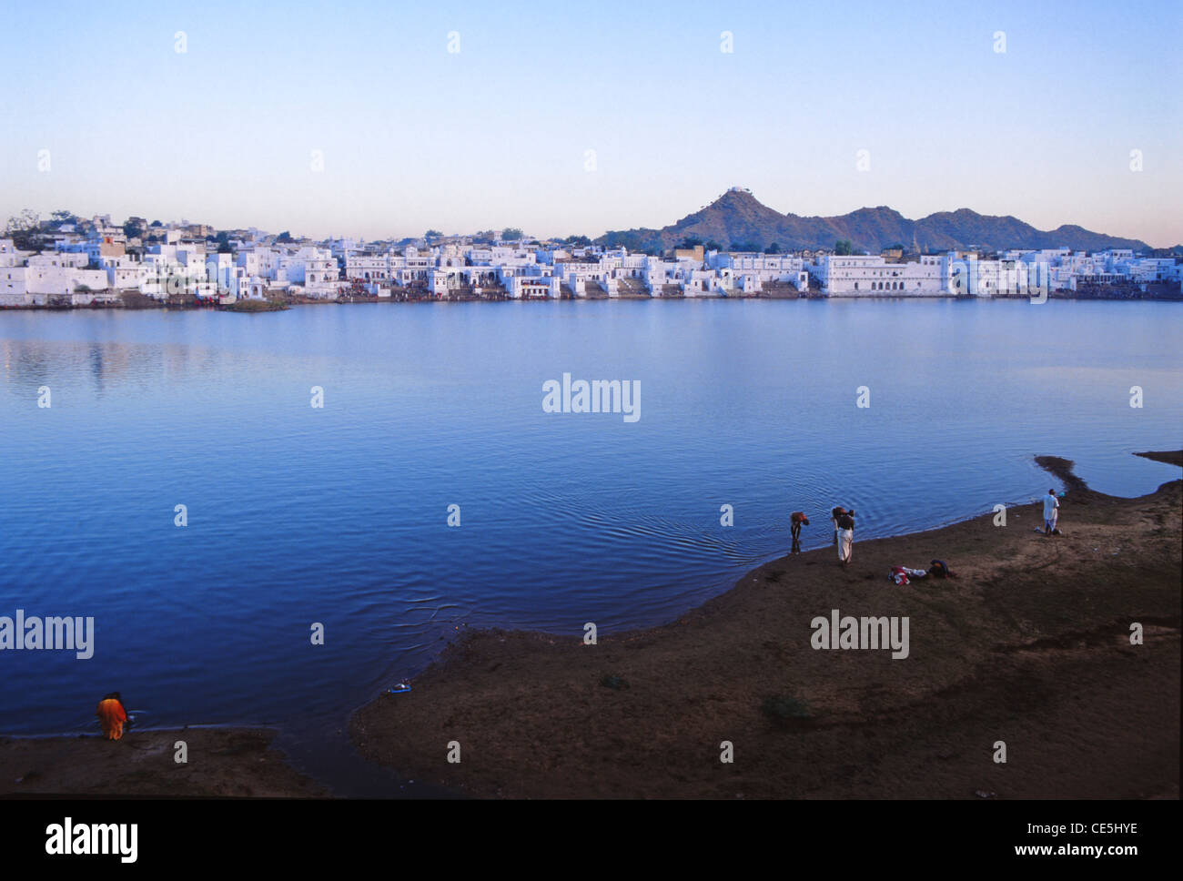 Pushkar lake or pushkar sarovar hi-res stock photography and images - Alamy
