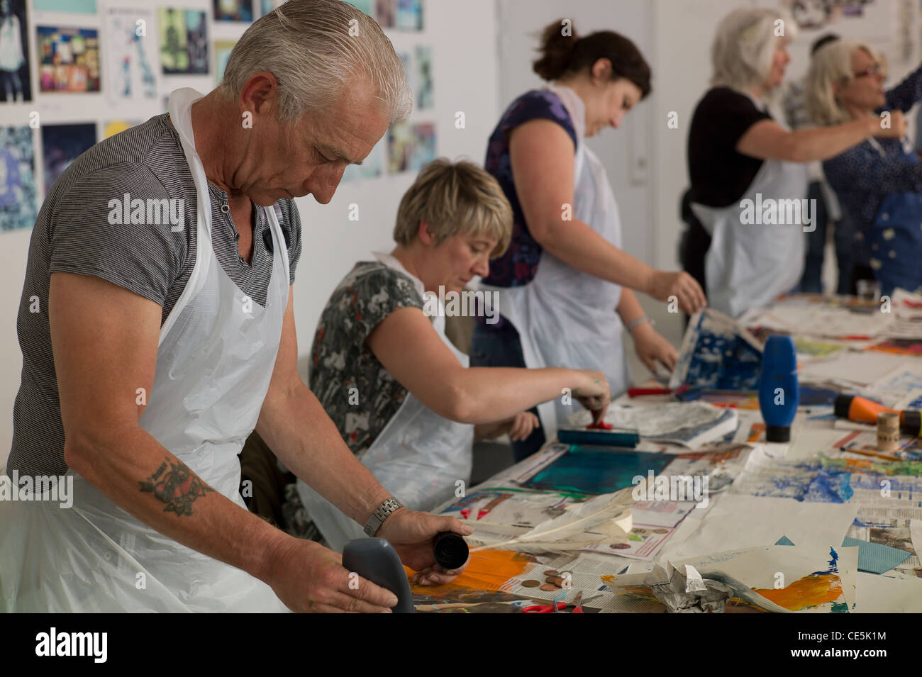 Paintings of the ambassadors hi-res stock photography and images - Alamy
