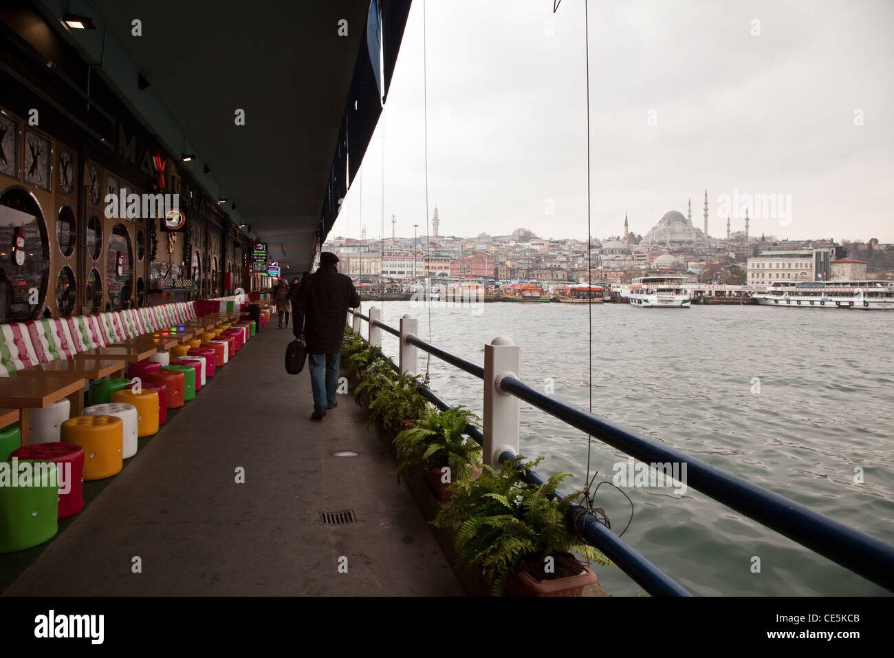 GALATA BRIDGE ISTANBUL Stock Photo - Alamy