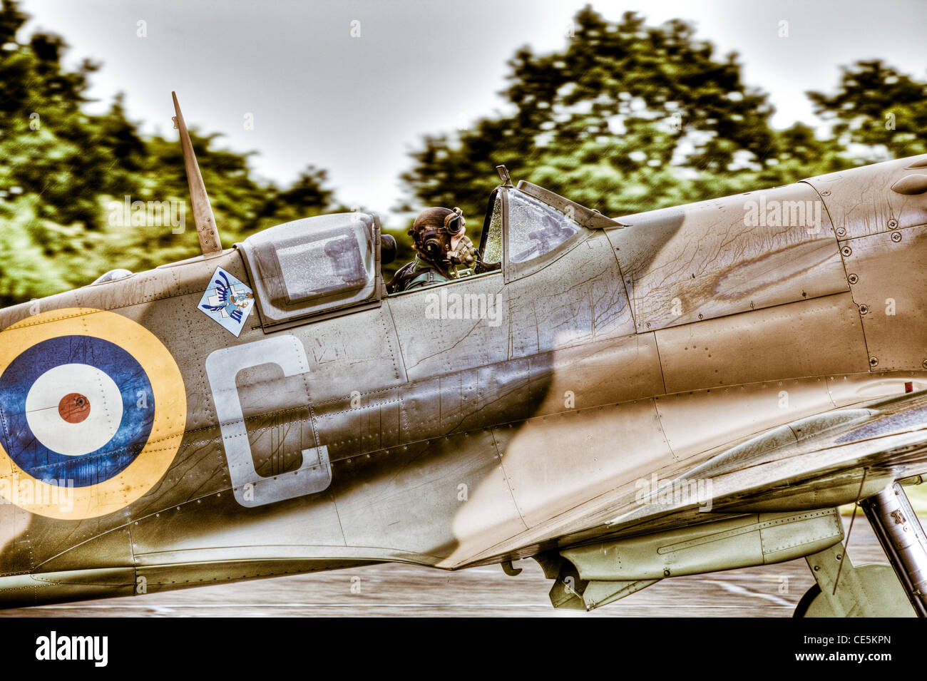 Spitfire pilot hi-res stock photography and images - Alamy