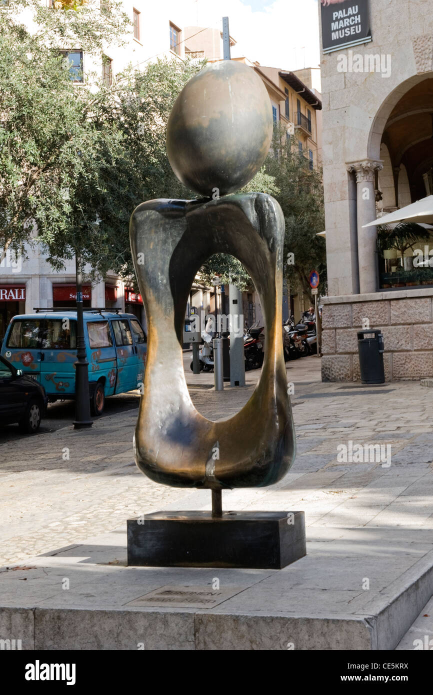 Joan Miro Sculpture Statue Stock Photos & Joan Miro Sculpture Statue ...