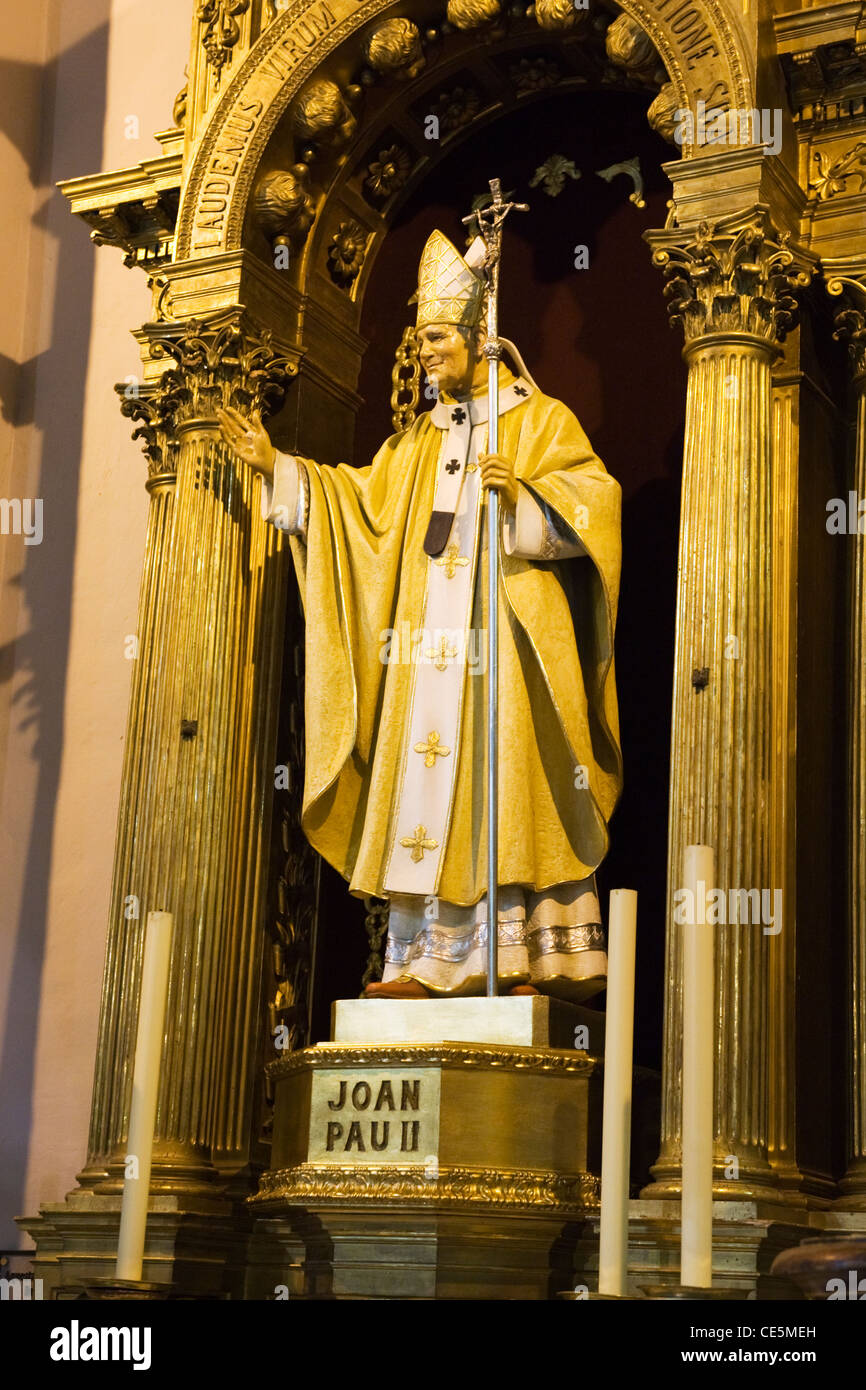 Catedral mallorca interior hi-res stock photography and images - Alamy