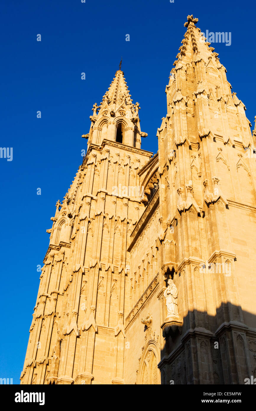 From catedral mallorca hi-res stock photography and images - Alamy