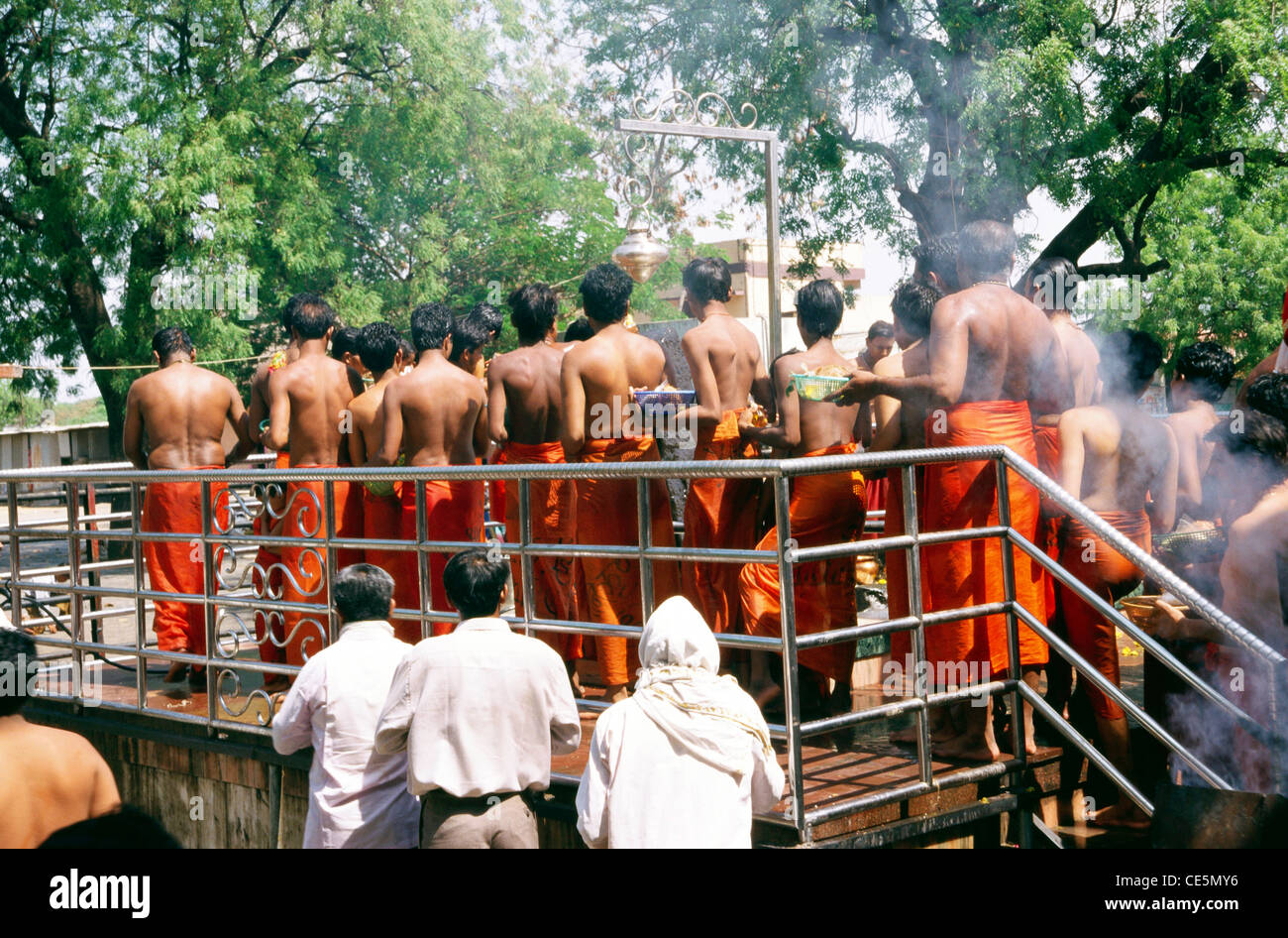 Devotees ; Shani Shinganapur temple ; Shani Shingnapur ; Shani ...