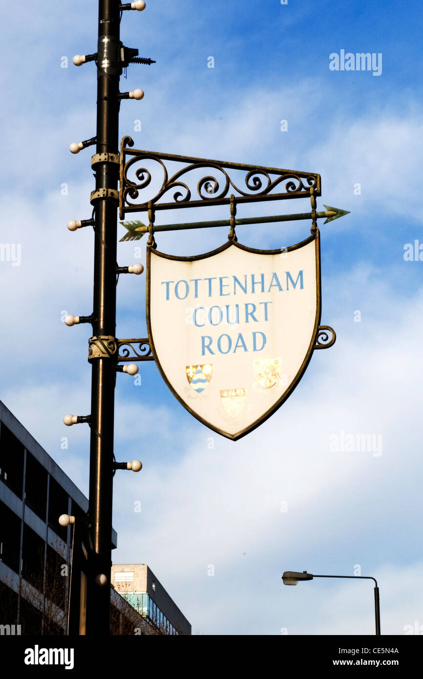 Tottenham court road road old hi-res stock photography and images - Alamy