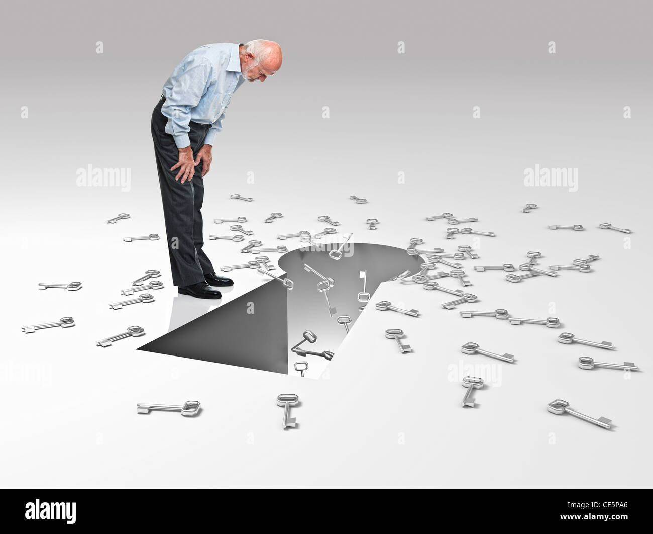 old man look in huge key hole Stock Photo - Alamy