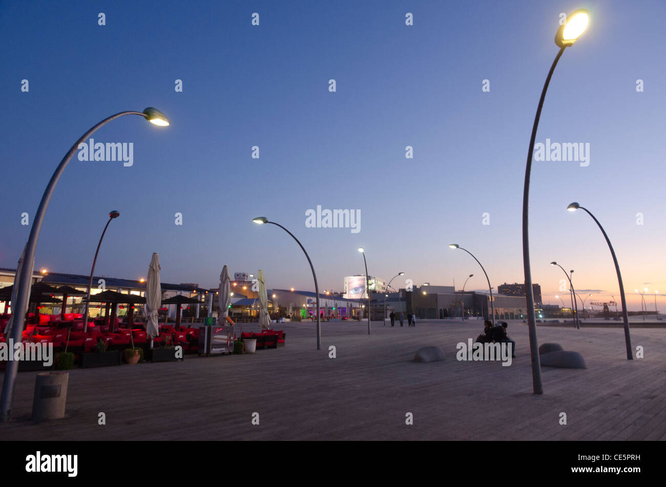 Harbour promenade hi-res stock photography and images - Alamy