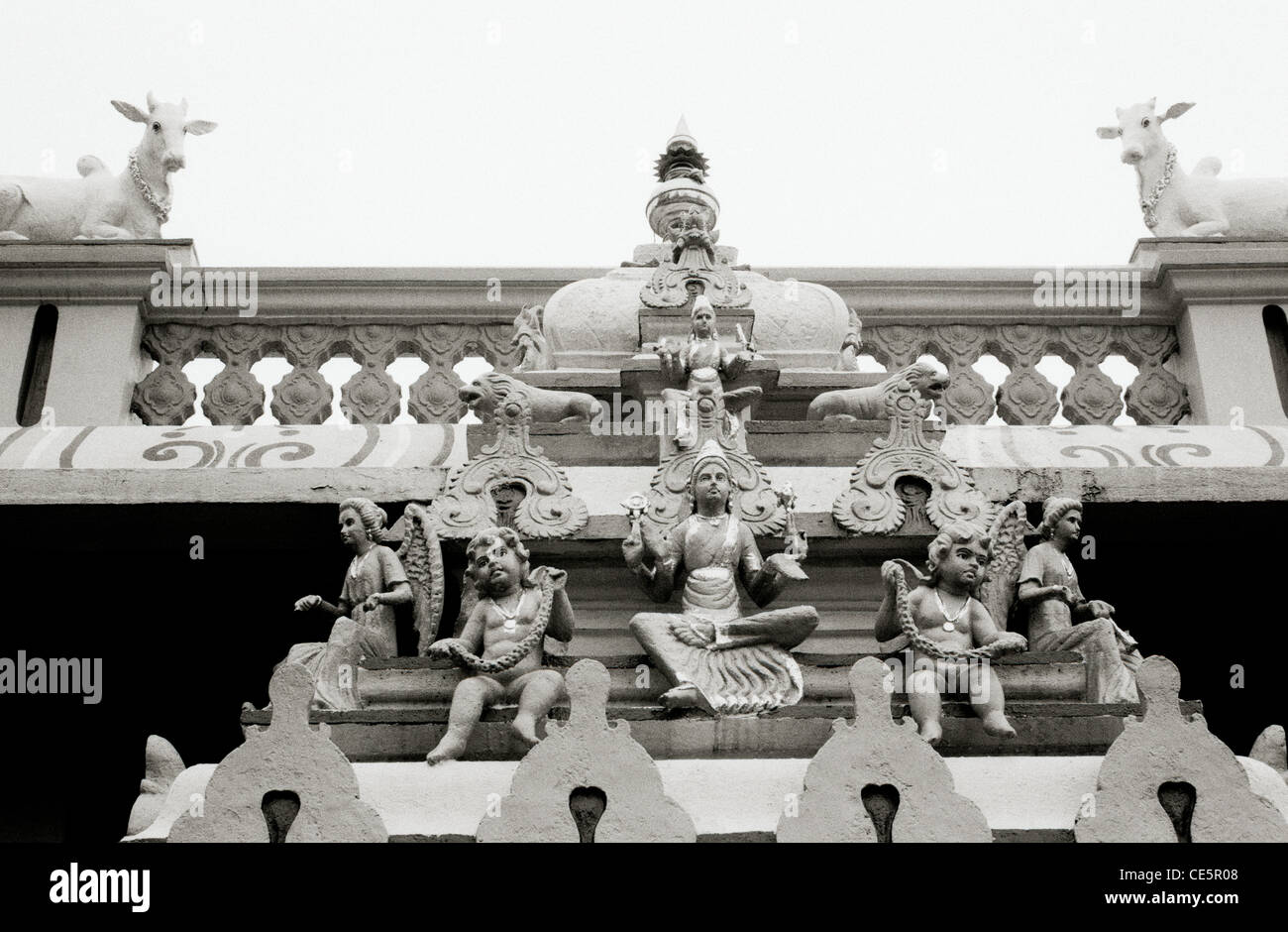 Hindu temple Sri Manmatha Karuneshvarar temple in Singapore in Far East ...