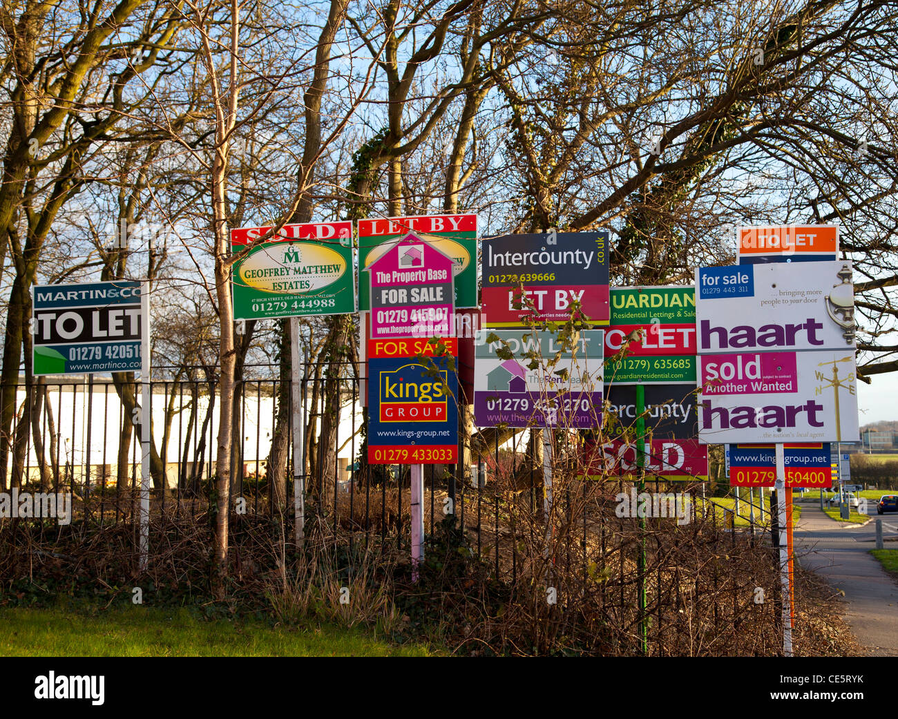 To let boards hi-res stock photography and images - Alamy