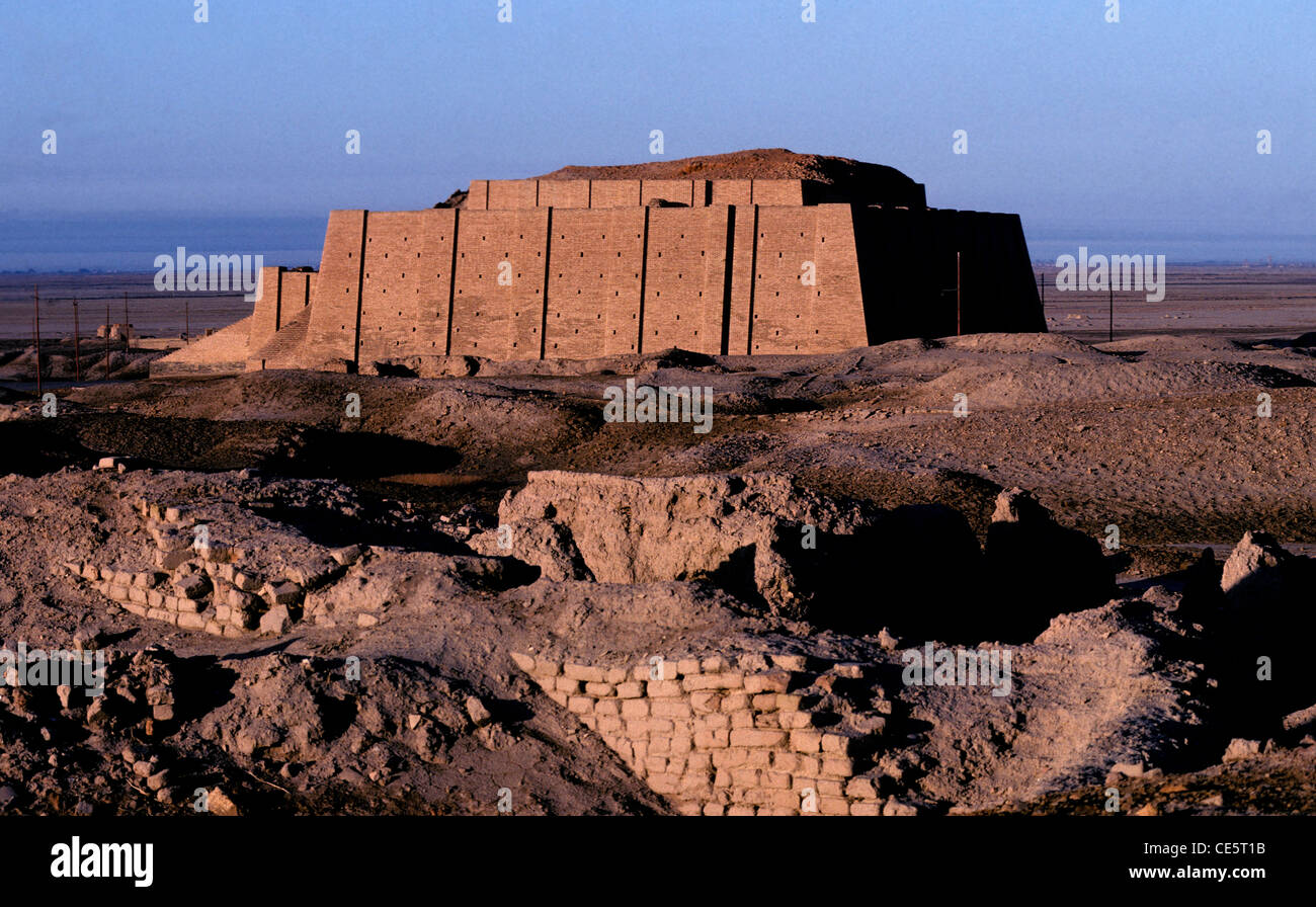 Ziggurat Mesopotamia High Resolution Stock Photography and Images - Alamy