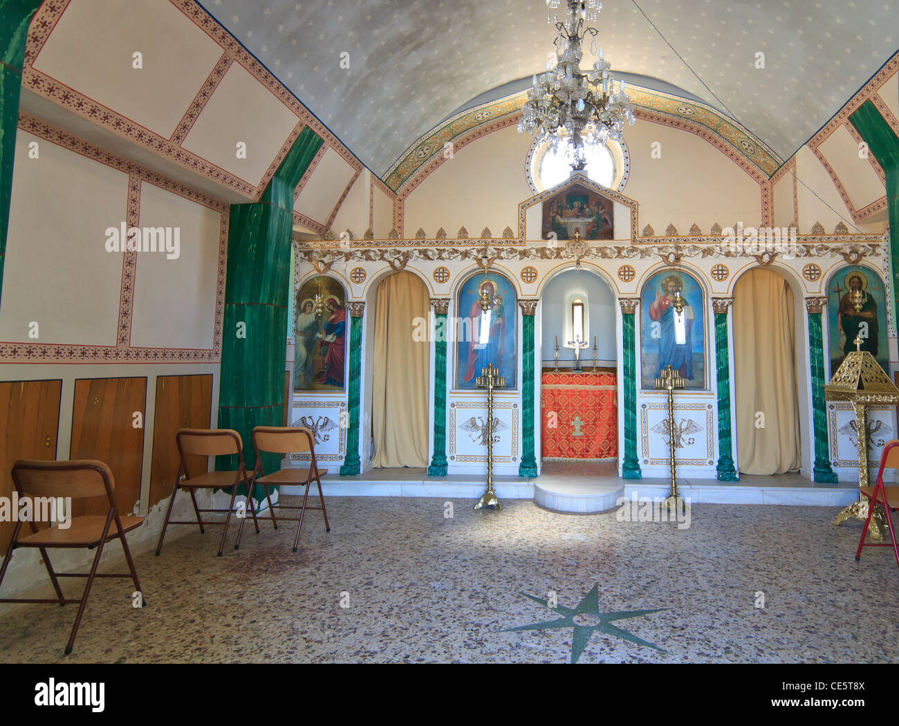 Interior old byzantine orthodox hi-res stock photography and images - Alamy