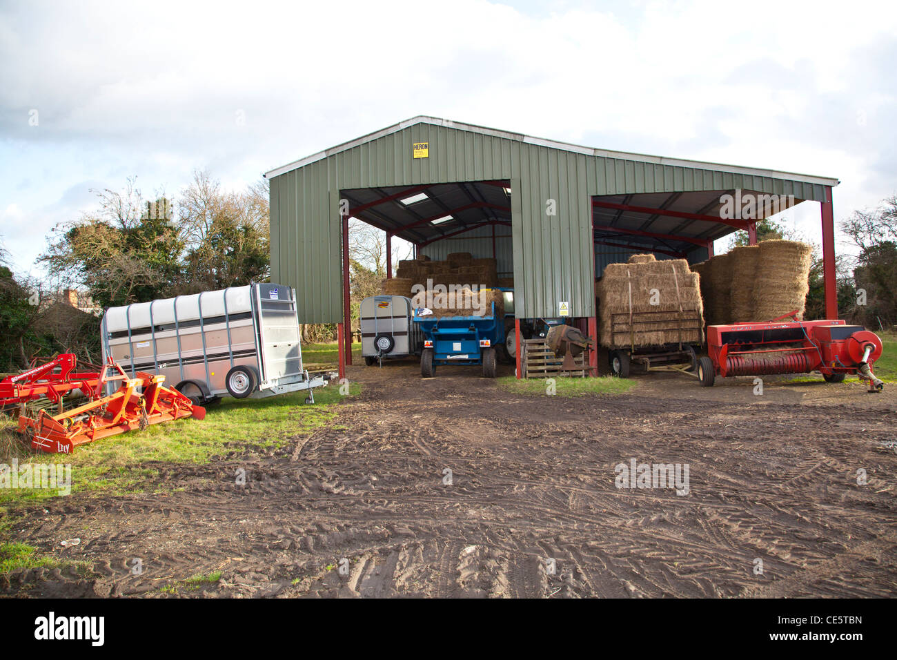 Straw storage barn Stock Photo - Alamy
