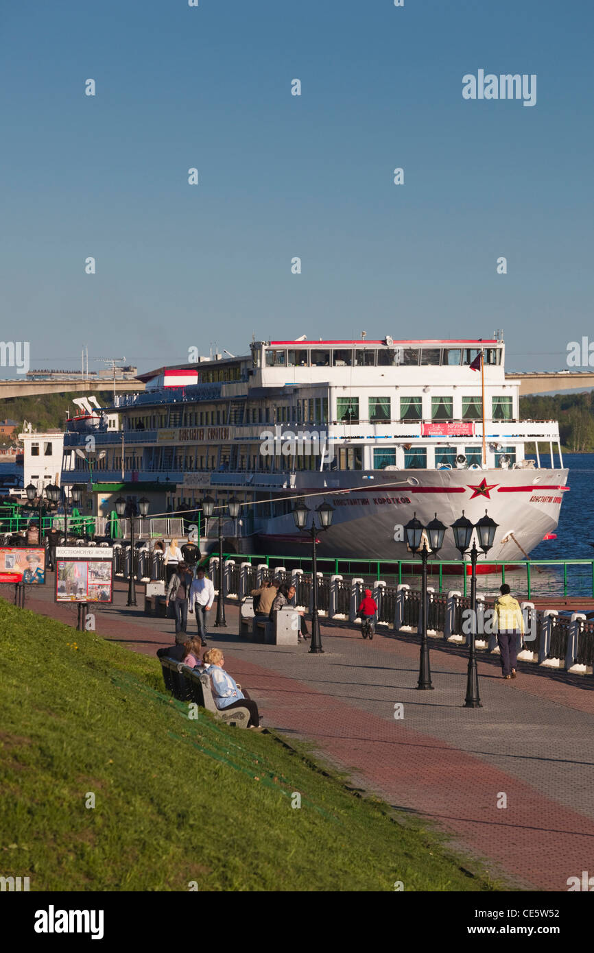 Russia, Kostroma Oblast, Golden Ring, Kostroma, river boat port on the ...