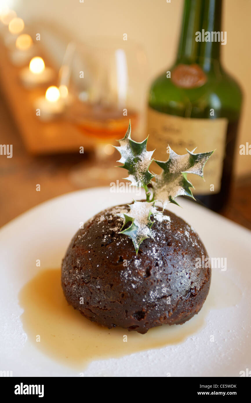 Traditional xmas pudding in brandy Stock Photo - Alamy