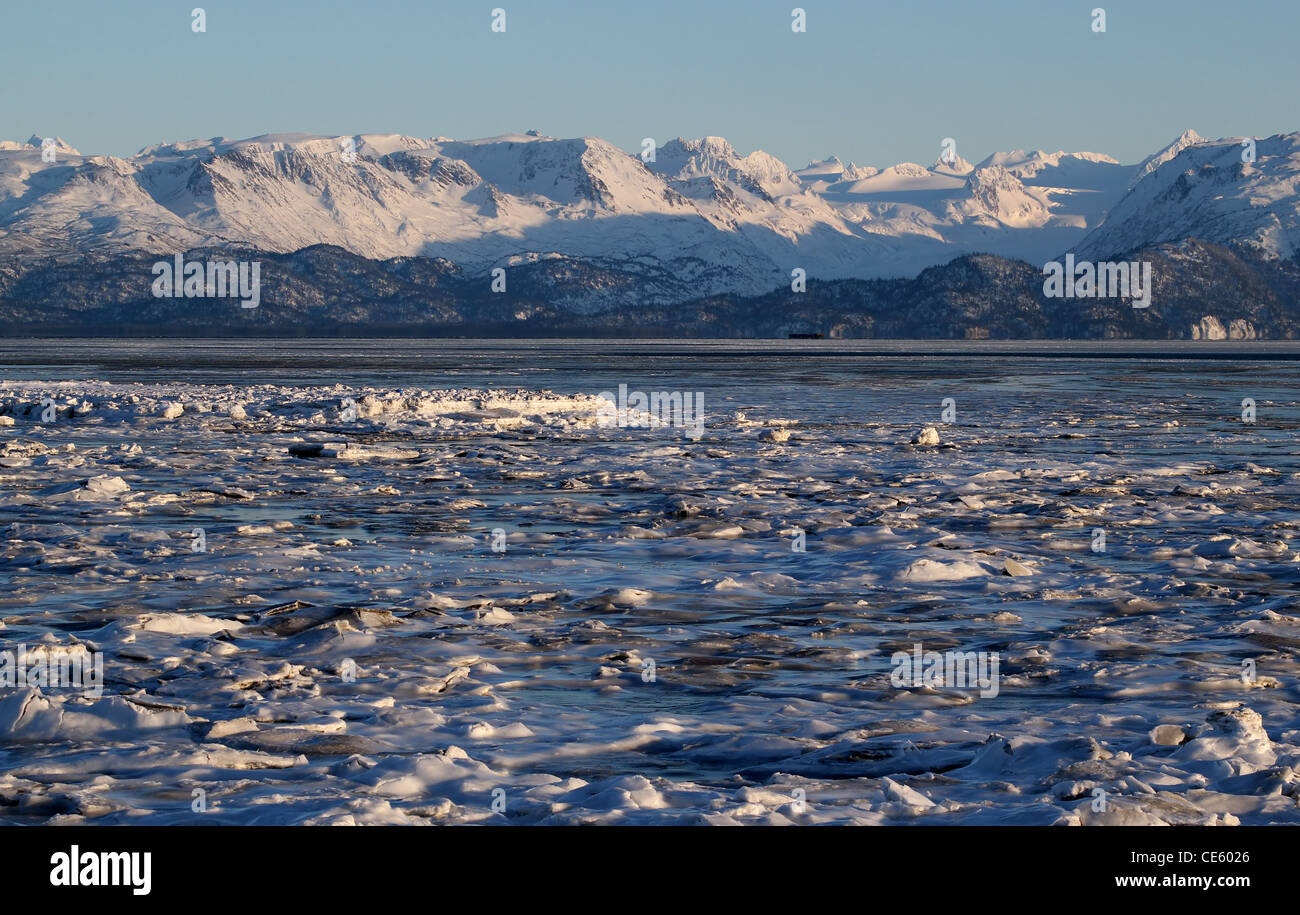 Bay of alaska hi-res stock photography and images - Alamy