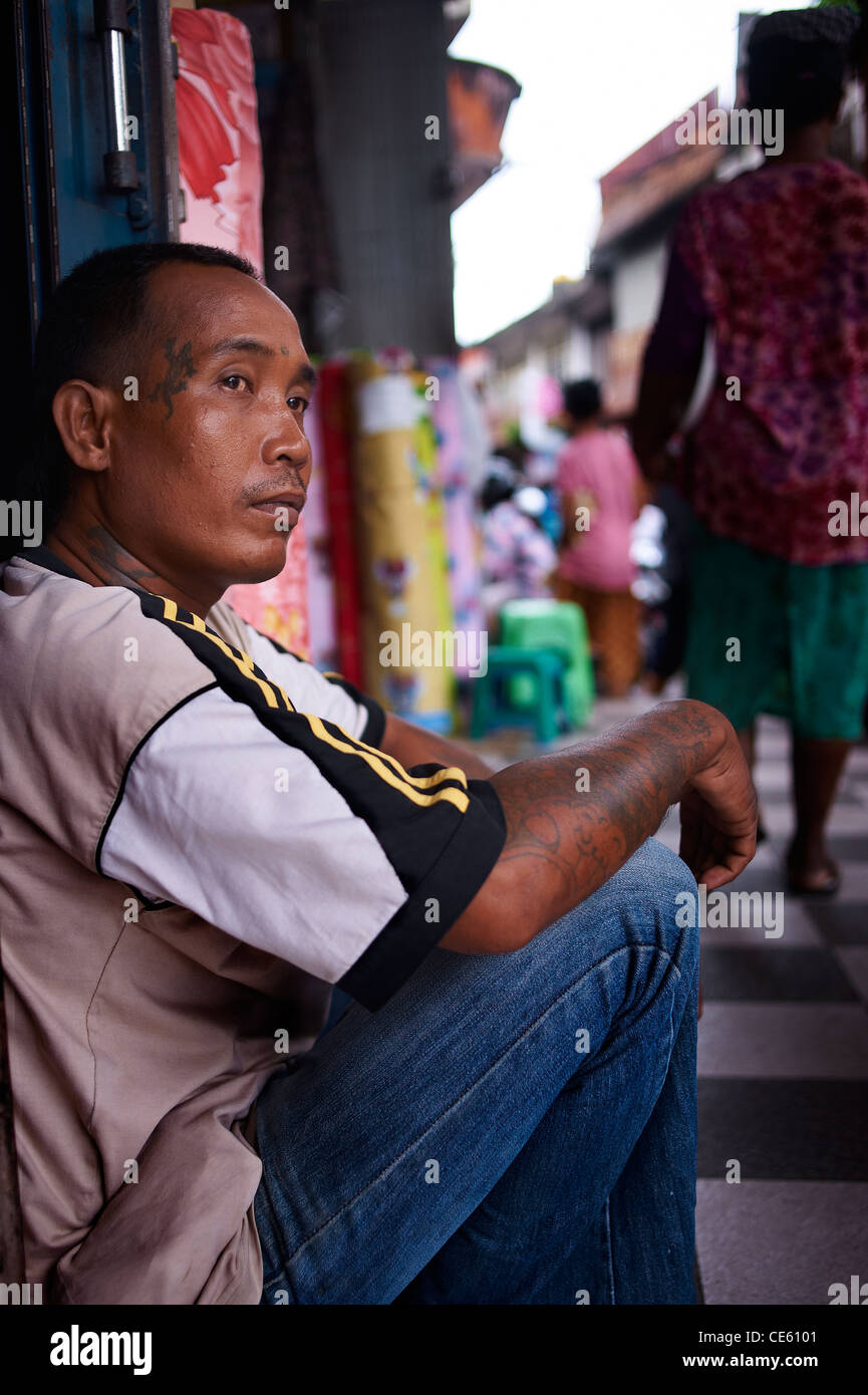 Indonesian man hi-res stock photography and images - Alamy