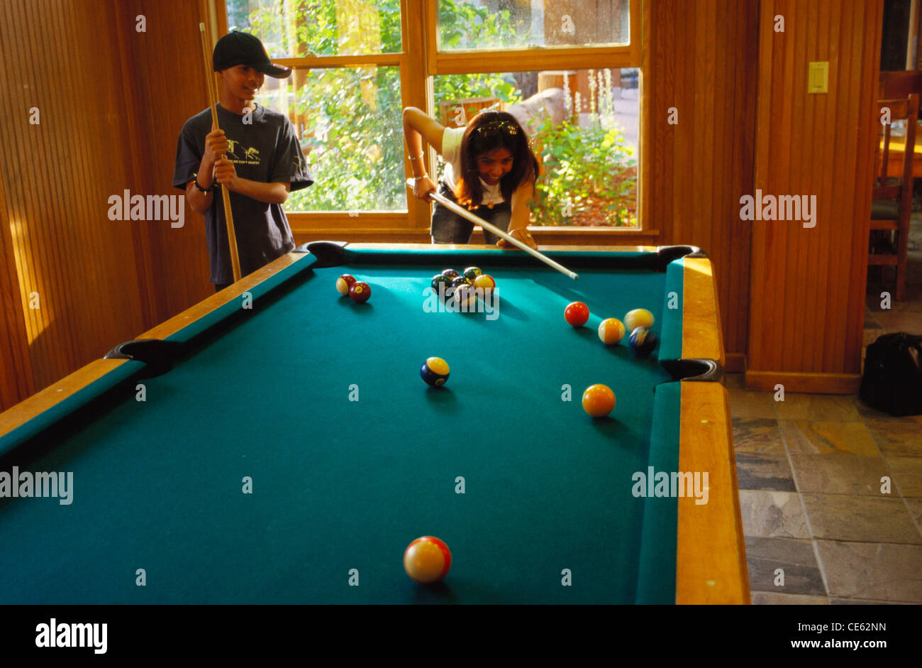 Children playing snooker game hi-res stock photography and images - Alamy