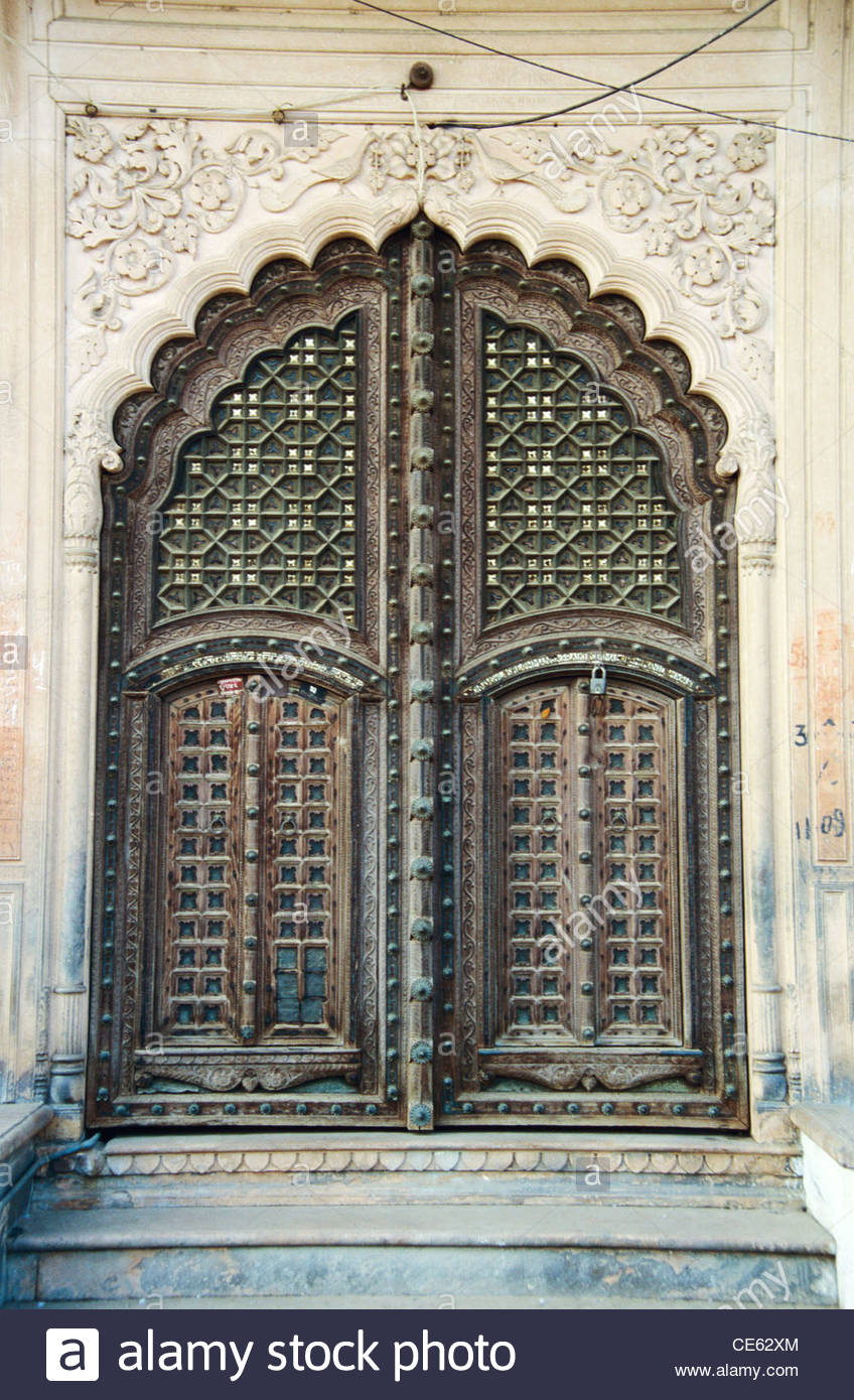 Carved Wood Gates Stock Photos & Carved Wood Gates Stock Images - Alamy