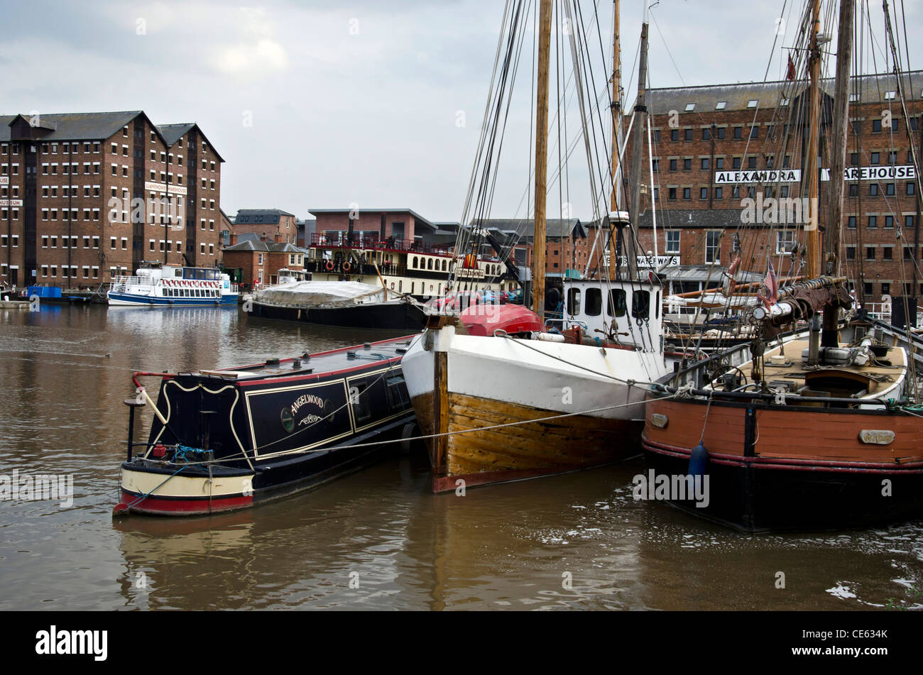 The Main Dock Basin in Gloucester, England Stock Photo - Alamy