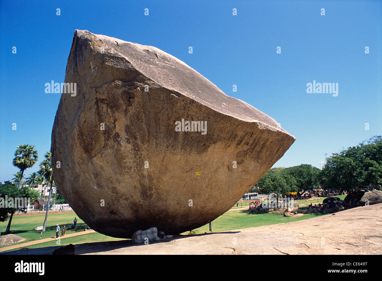 Balancing rock ; Krishnas Butterball natural large boulder ...
