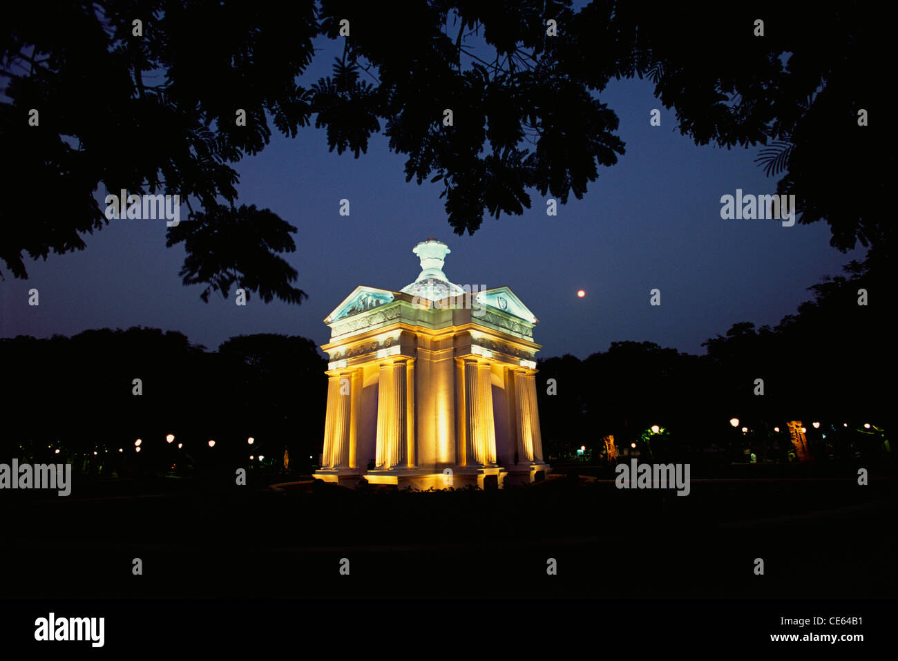 Aayi Mandapam ; white monument ; Greco Roman architecture ; Bharathi ...
