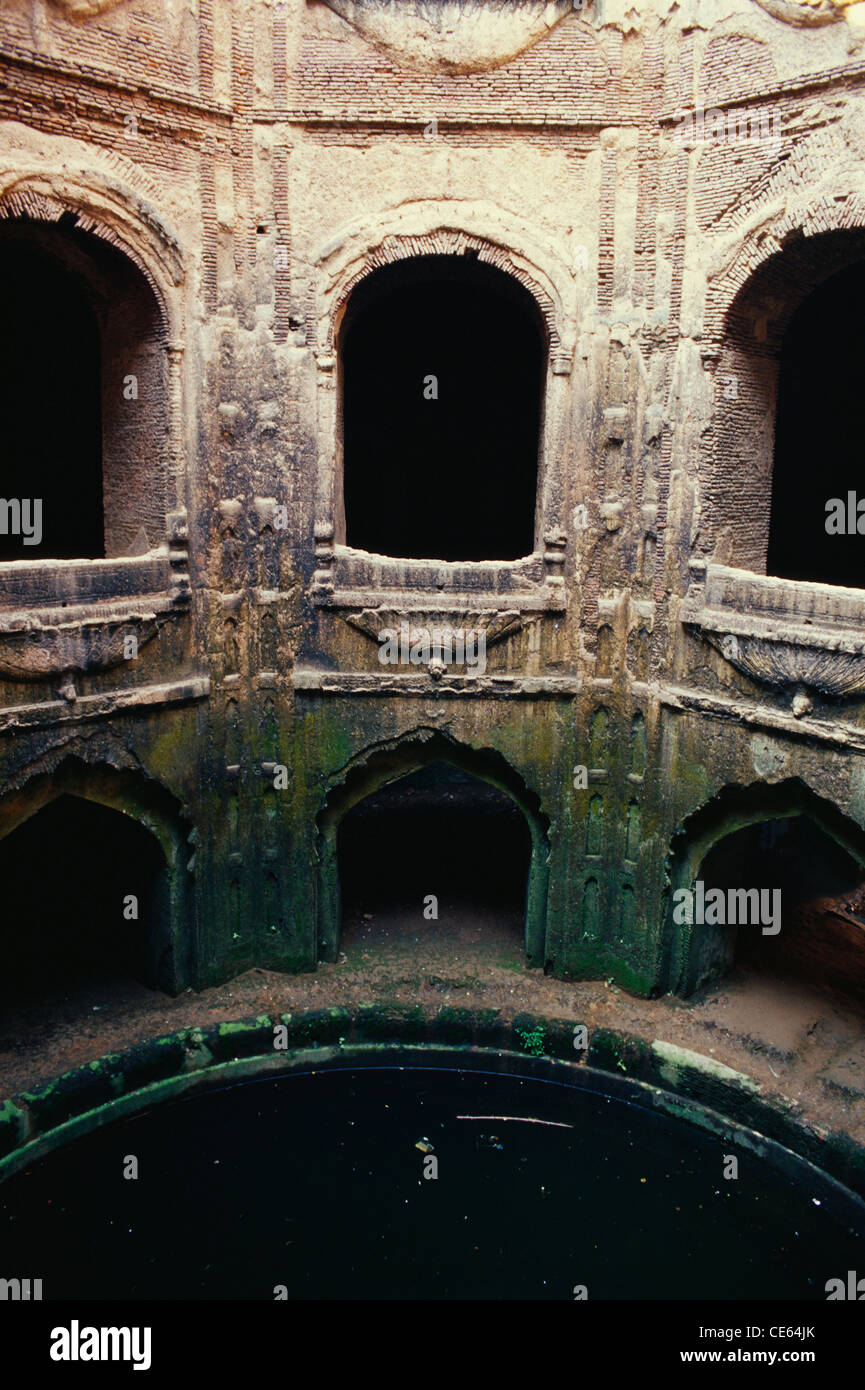 Mughal architecture bada imambara hi-res stock photography and images ...