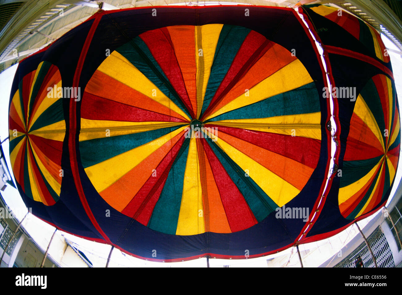 Canopy cloth hi-res stock photography and images - Alamy