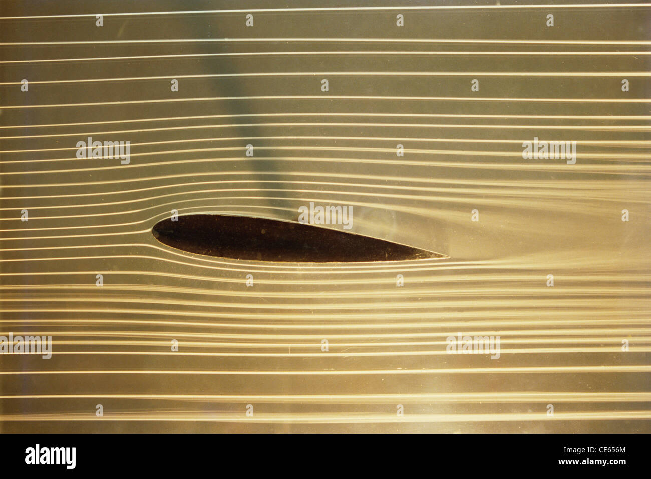 Bullet in wind tunnel ; air pressure dynamics surrounding the bullet ...