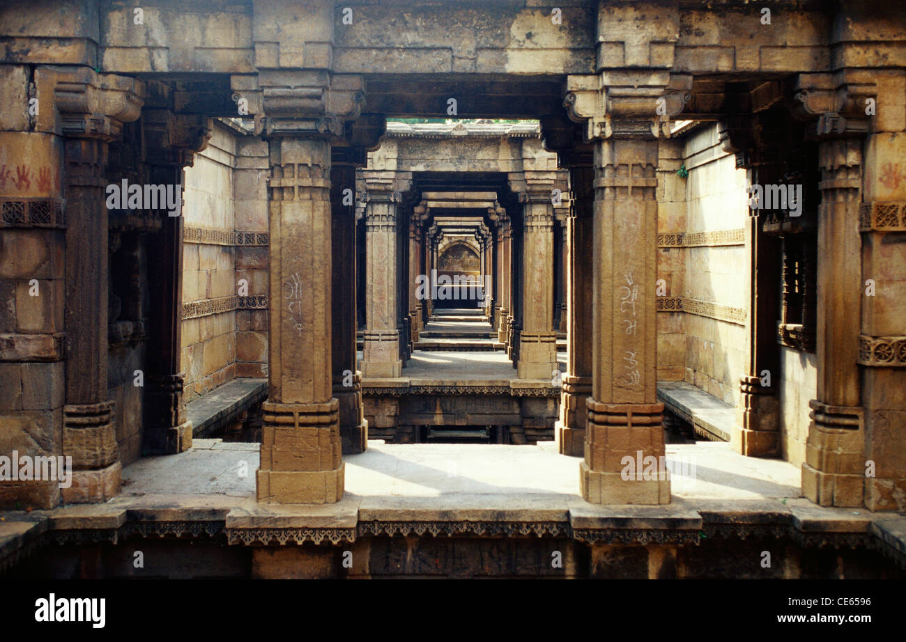Dada Harir Ni Vav step well, Bai Harir Sultani stepwell, Dhai Harir ...