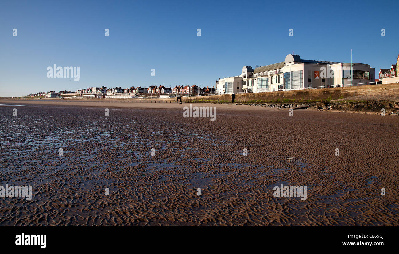 The Spa and South Beach Bridlington Stock Photo - Alamy