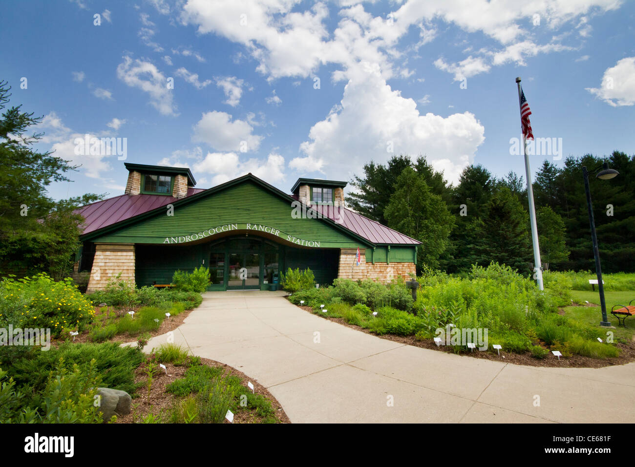 Androscoggin Ranger Station Lincoln Woods parking area along Kancamagus ...