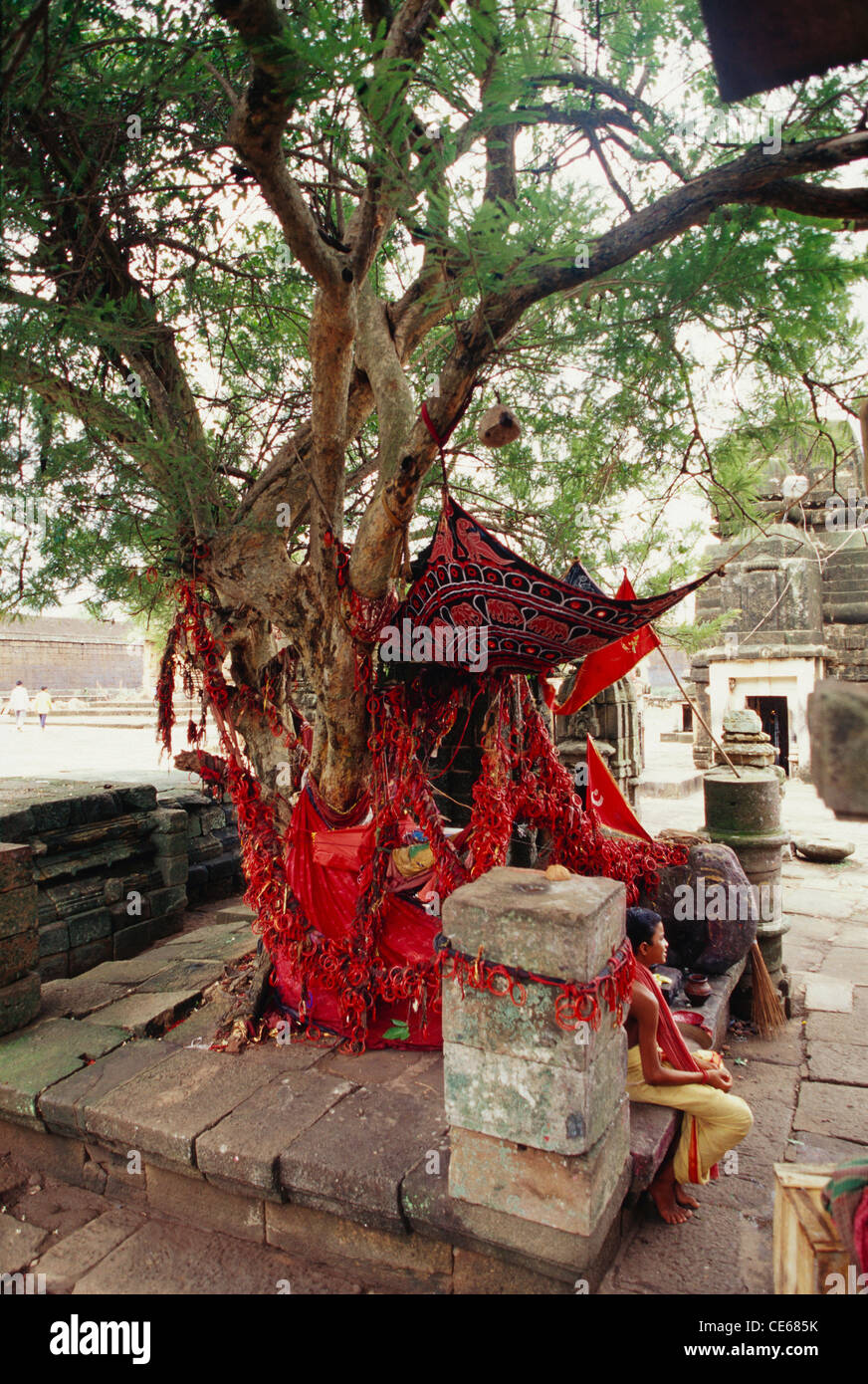 Wishing tree temple ; Lingaraj temple ; Lingaraja Temple ; Hindu Shiva ...