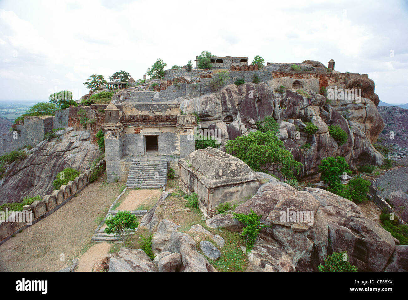 Gingee Fort ; Senji Fort ; Genji Fort ; Villupuram ; Chennai ; Tamil ...