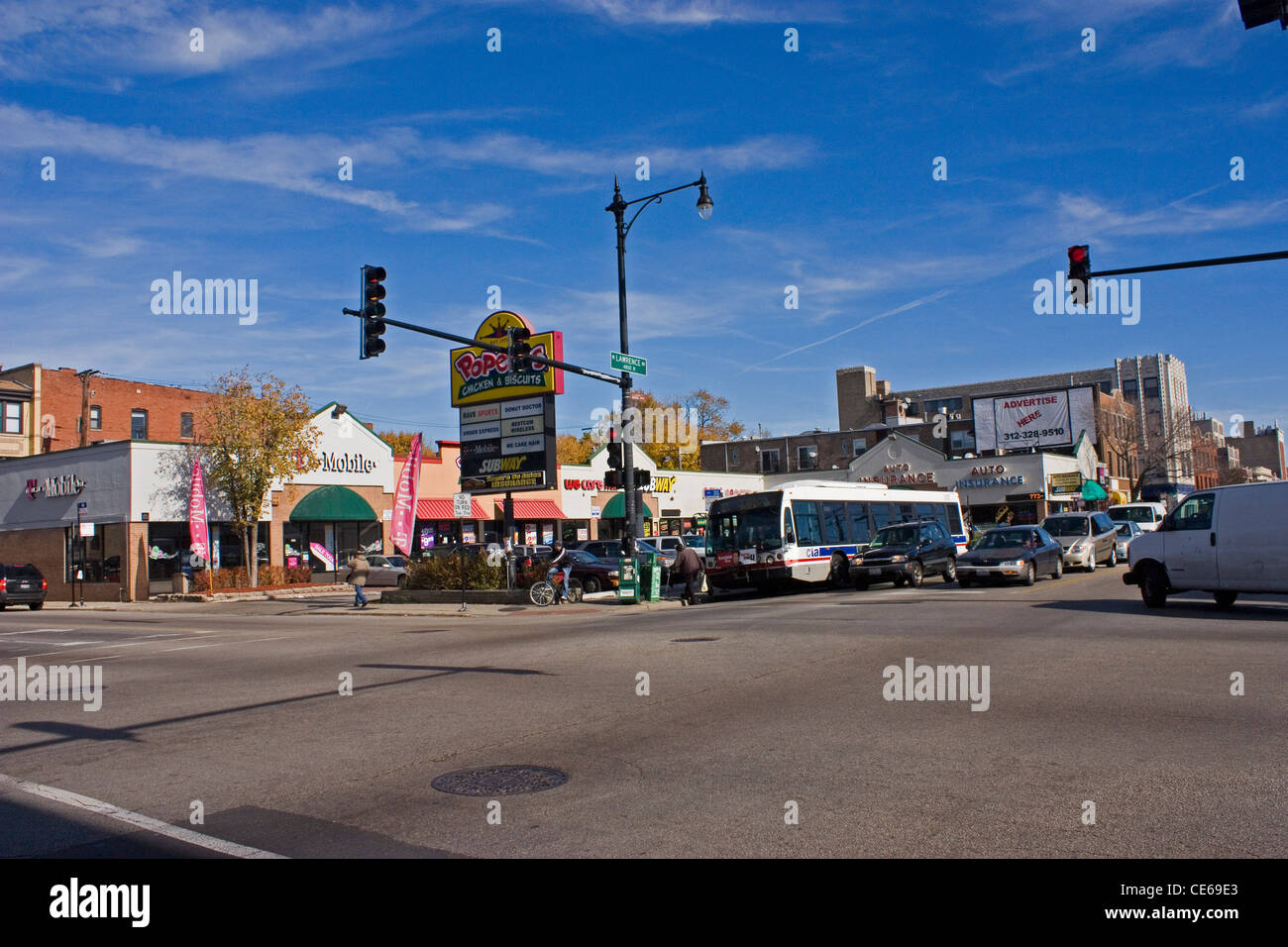 West Lawrence Avenue and Kimball in Chicago Stock Photo - Alamy