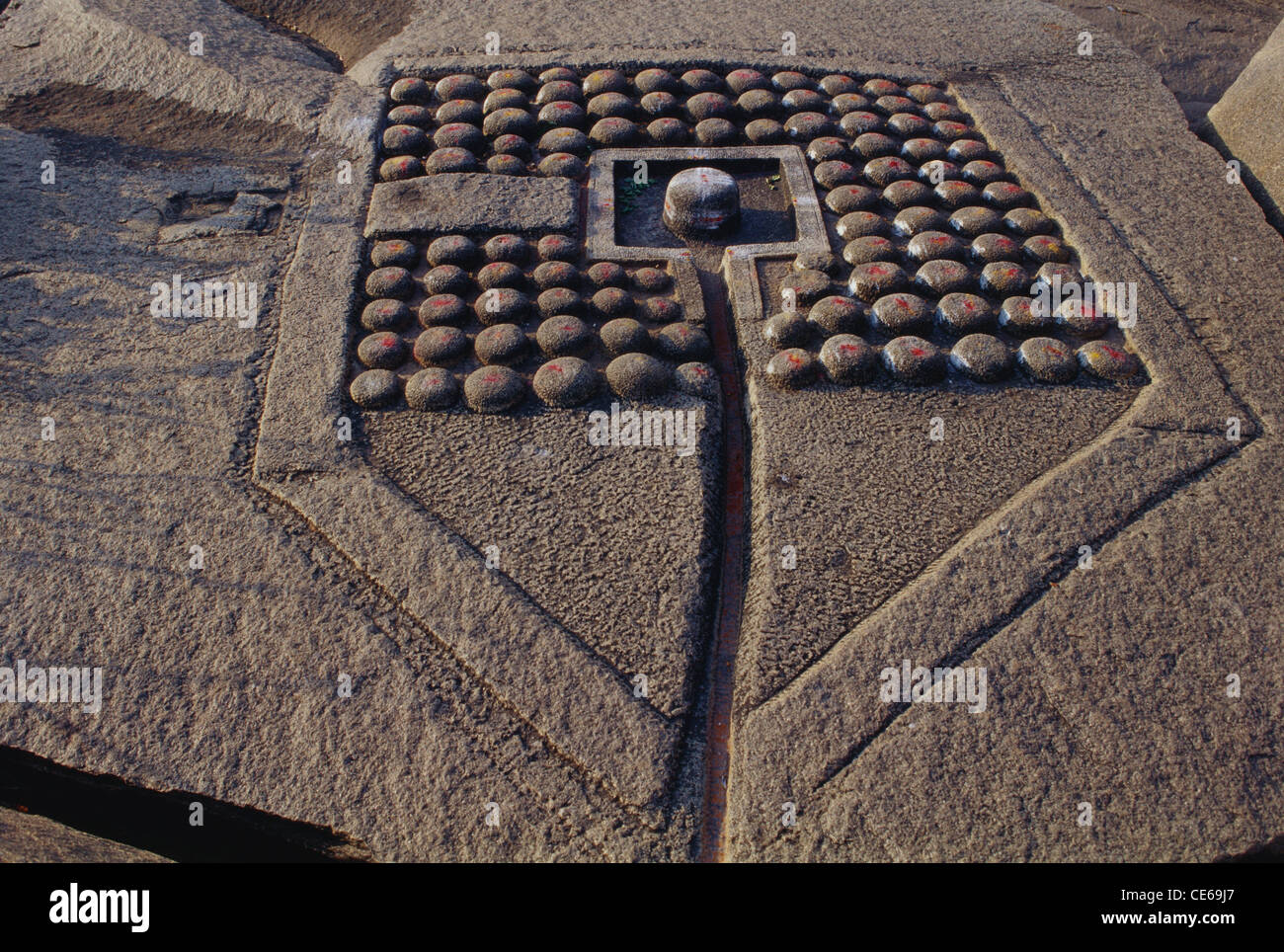 Koti Linga Temple ; Kotilinga Chakra tirtha ; Kotilingeshwara ; Hindu ...