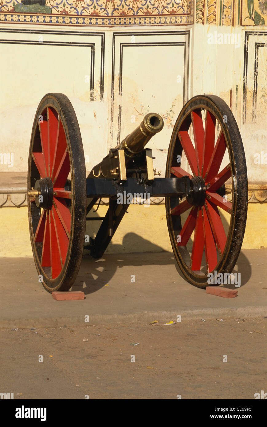 Cannon india hi-res stock photography and images - Alamy