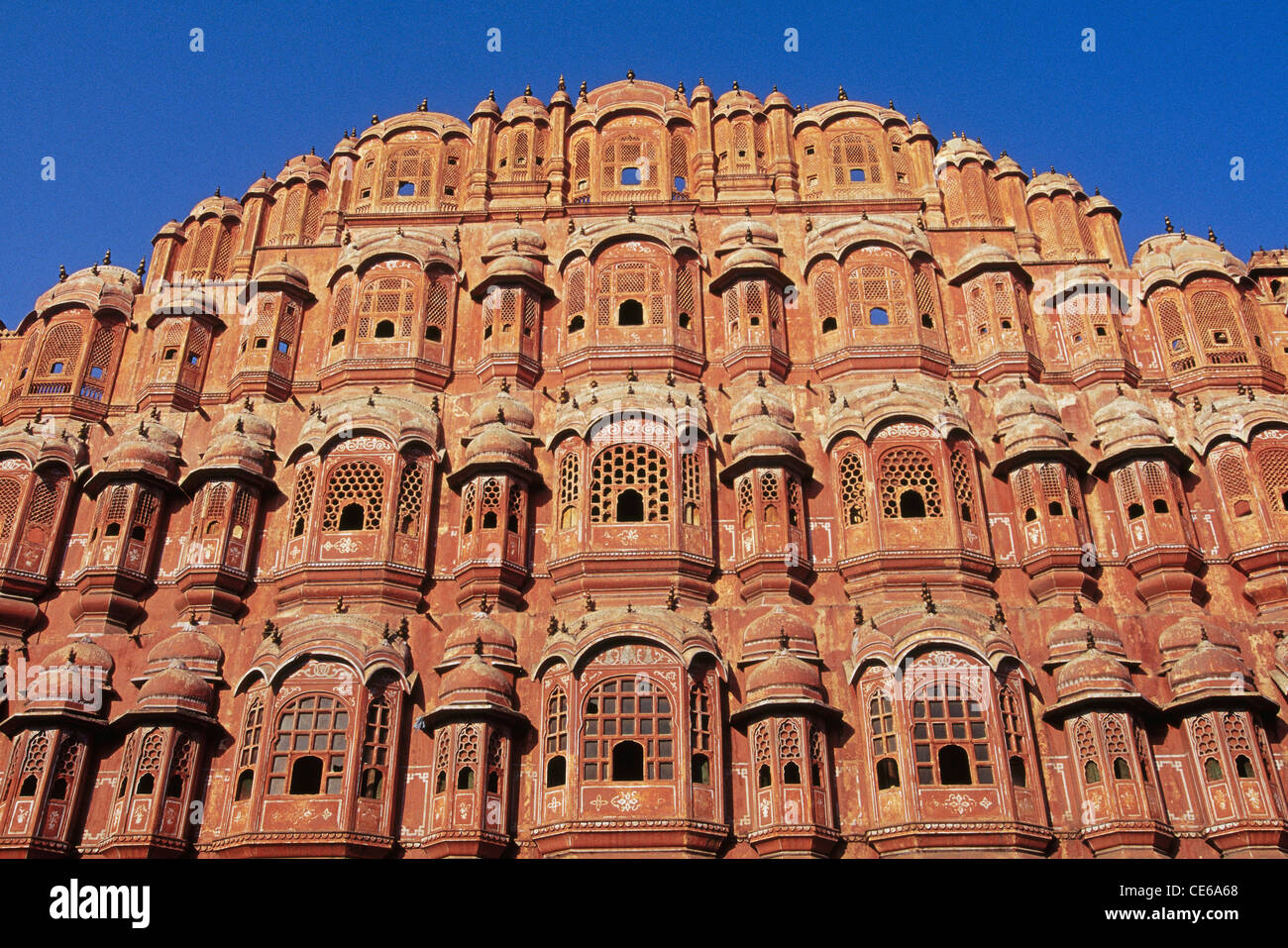 Hawa Mahal ; Palace of wind ; jharokha balcony windows ; Jaipur ...