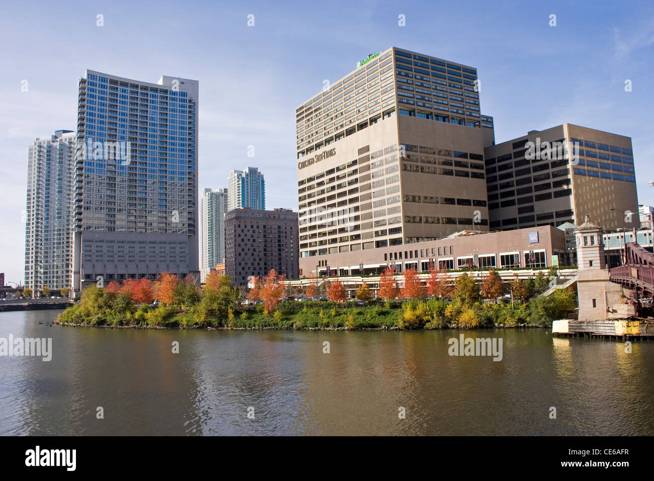 Chicago sun times building hi-res stock photography and images - Alamy