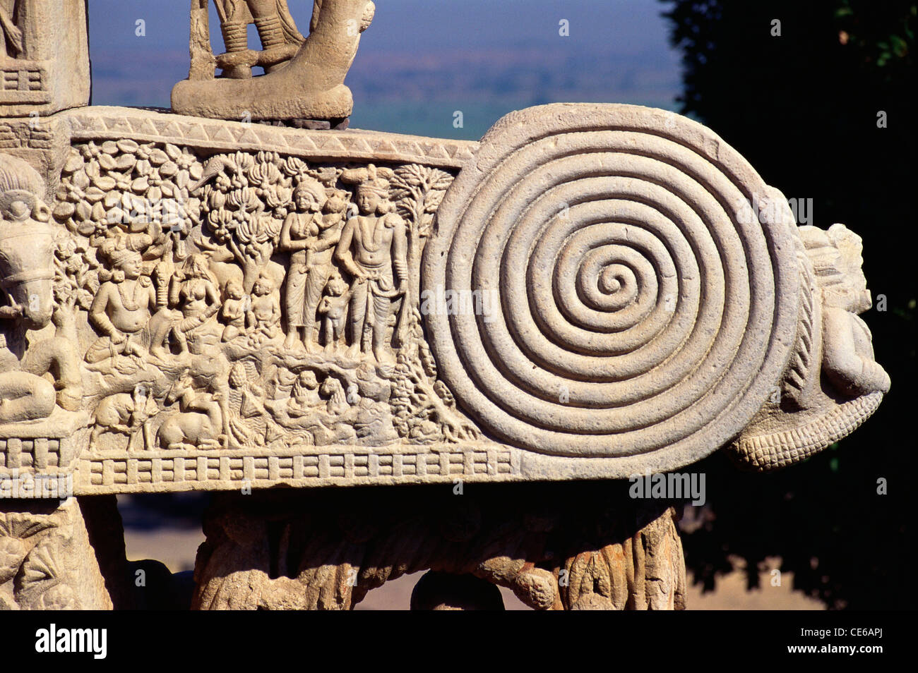 Sanchi gate hi-res stock photography and images - Alamy