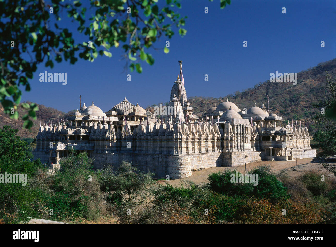 Ranakpur Jain temple ; Chaturmukha Dharana Vihara ; Ranakpur ; Sadri ...