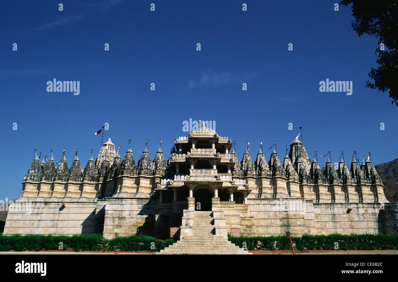 Ranakpur Jain temple ; Chaturmukha Dharana Vihara ; Ranakpur ; Sadri ...