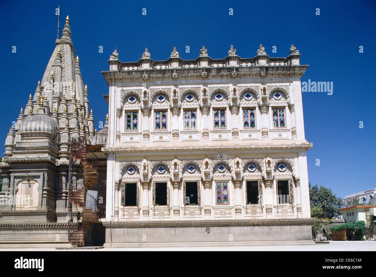Mahadji Shinde Chhatri ; Shinde Chhatri ; Historical place ; Wanwadi ...