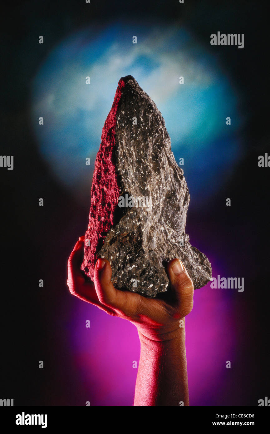 Man heavy stone hi-res stock photography and images - Alamy