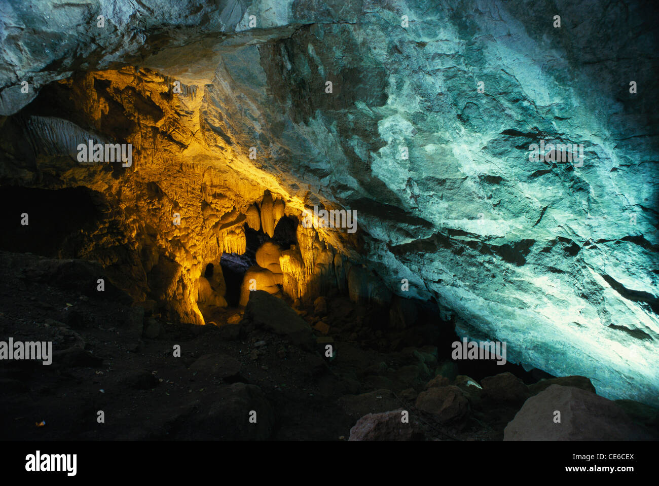 Borra Caves ; Borra Guhalu ; Ananthagiri hills ; Araku Valley ...